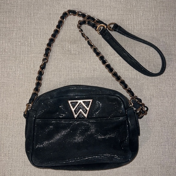 Bags | Kelly Wynne Mingle Mingle Mini Crossbody | Poshmark